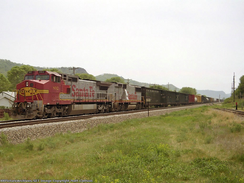 ATSF 692